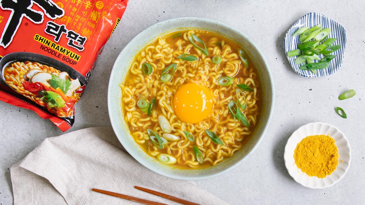 Curry ramyun - The wheel of Shin - Nongshim
