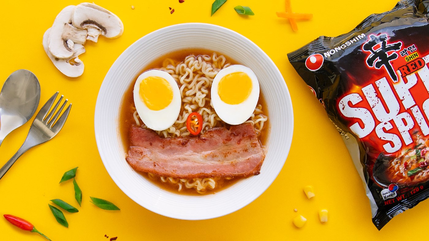 Ramyun face - The wheel of Shin - Nongshim