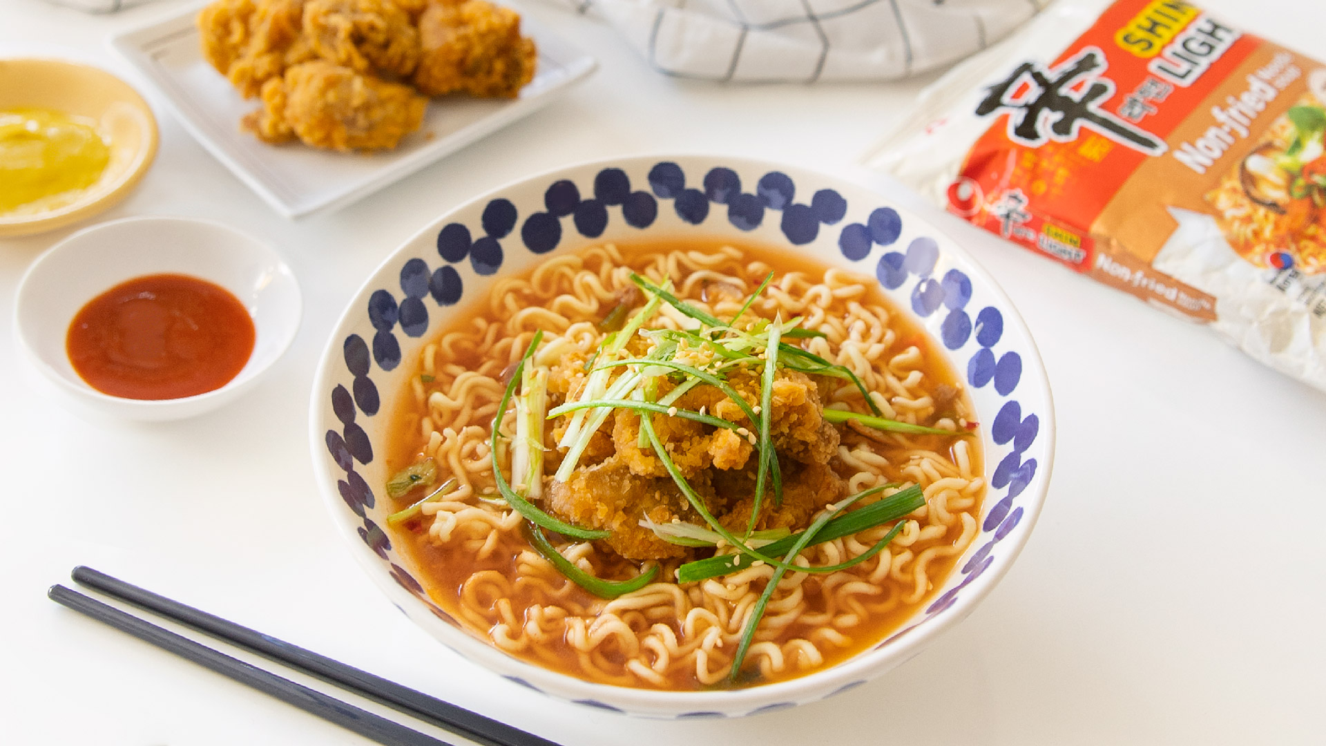 Fried chicken ramyun - The wheel of Shin - Nongshim