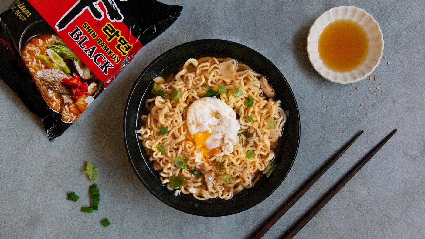 Sesame ramyun - The wheel of Shin - Nongshim